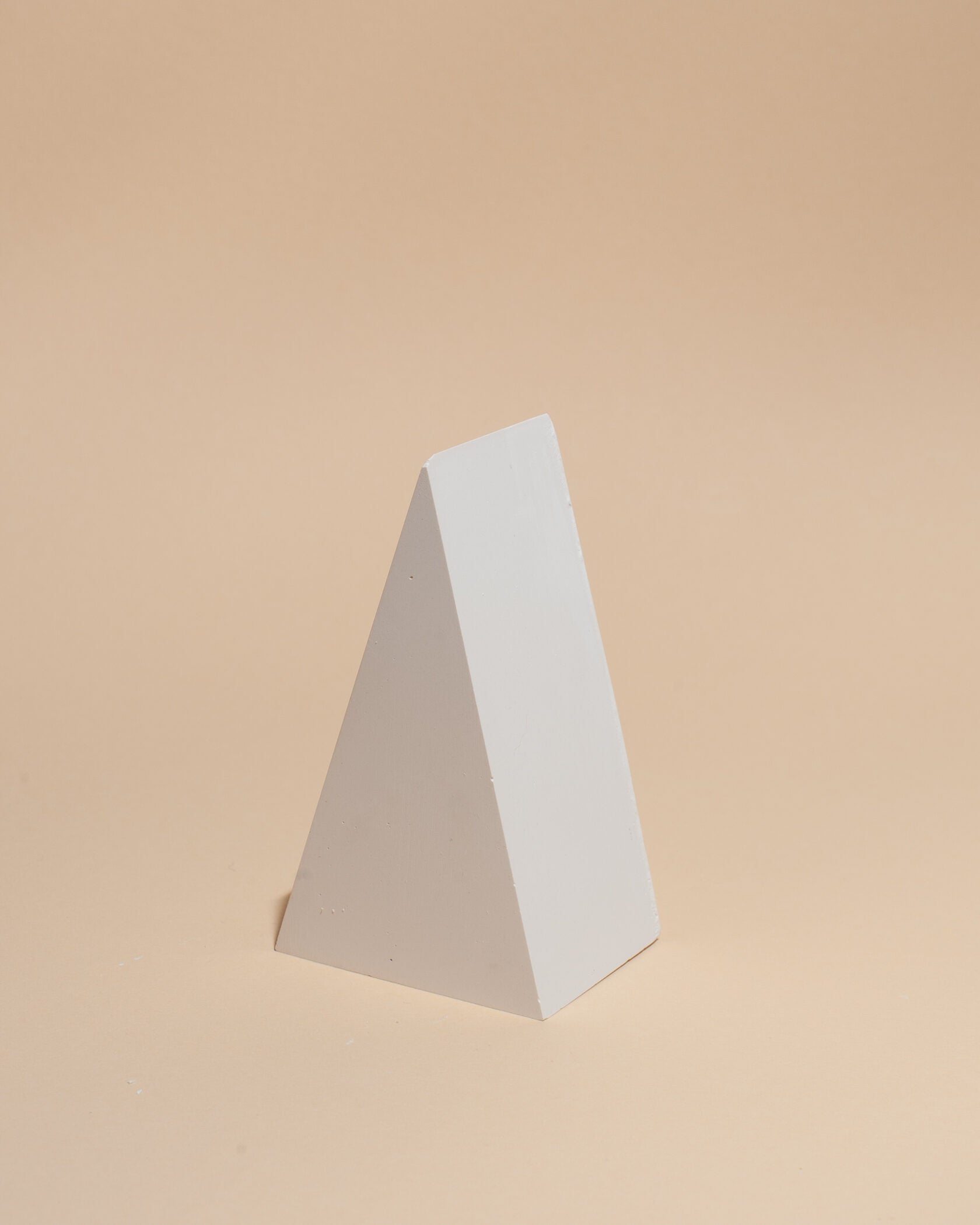 Small Triangle Prop 10 cm - Content Props