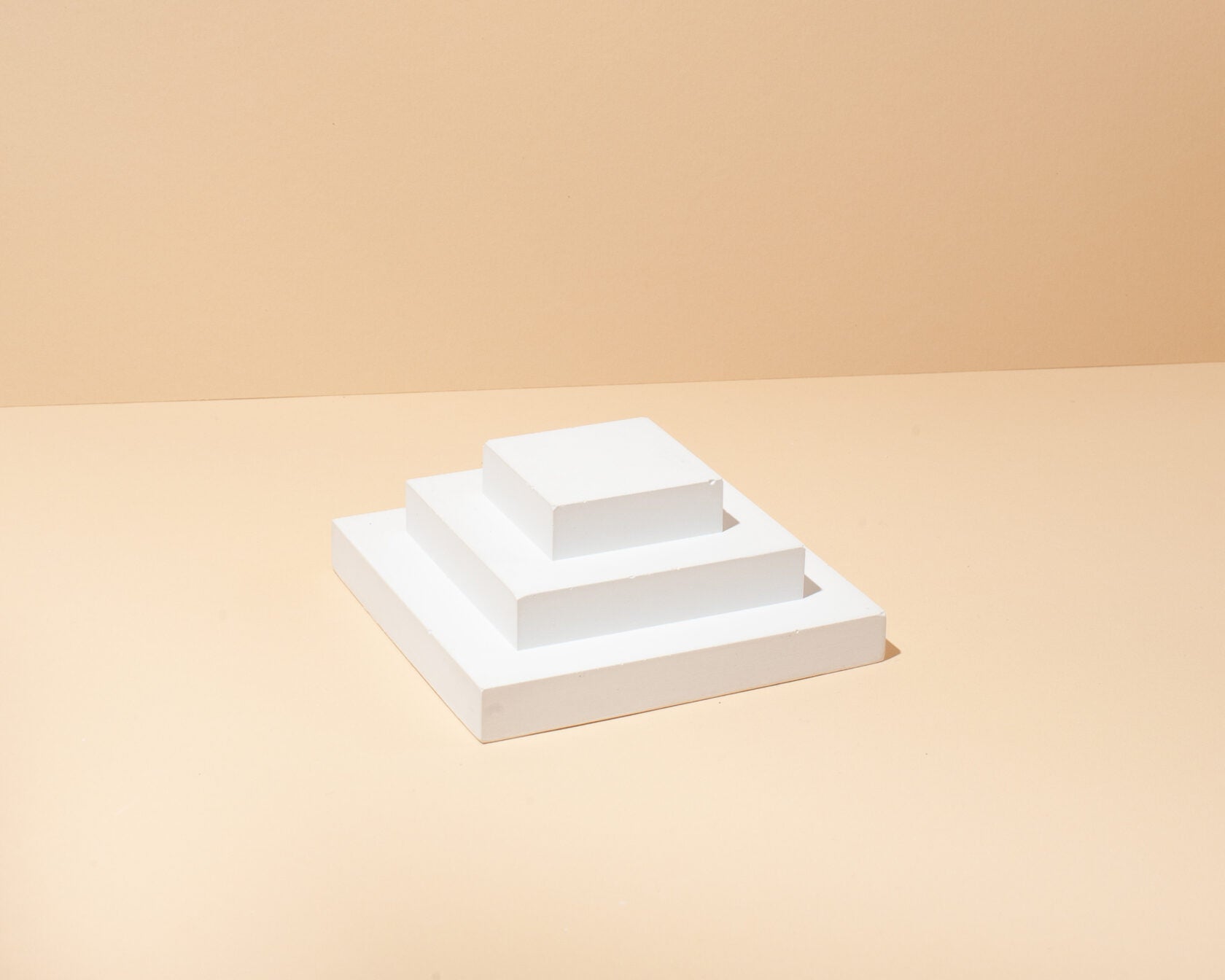 Tiered Square Pyramid 10x4x1.5 cm - Content Props